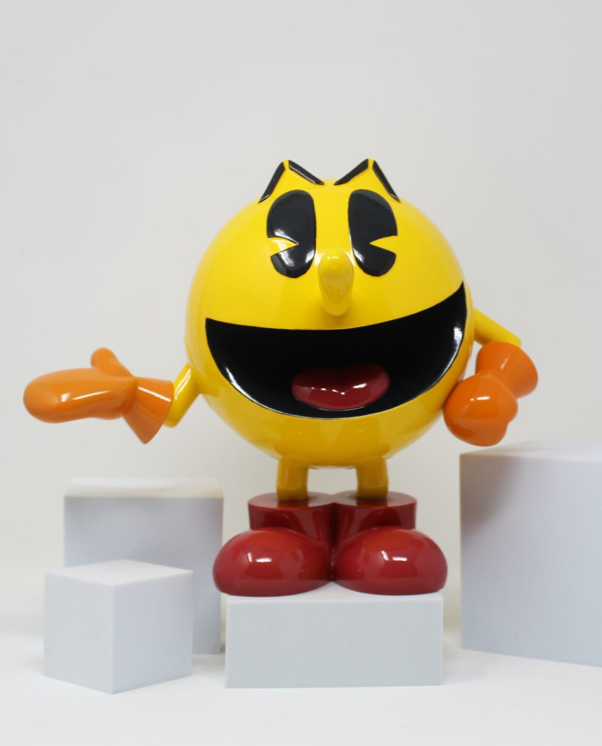 Pac-Man™ | Collectible Figures and Gaming Accessories - Neamedia Icons